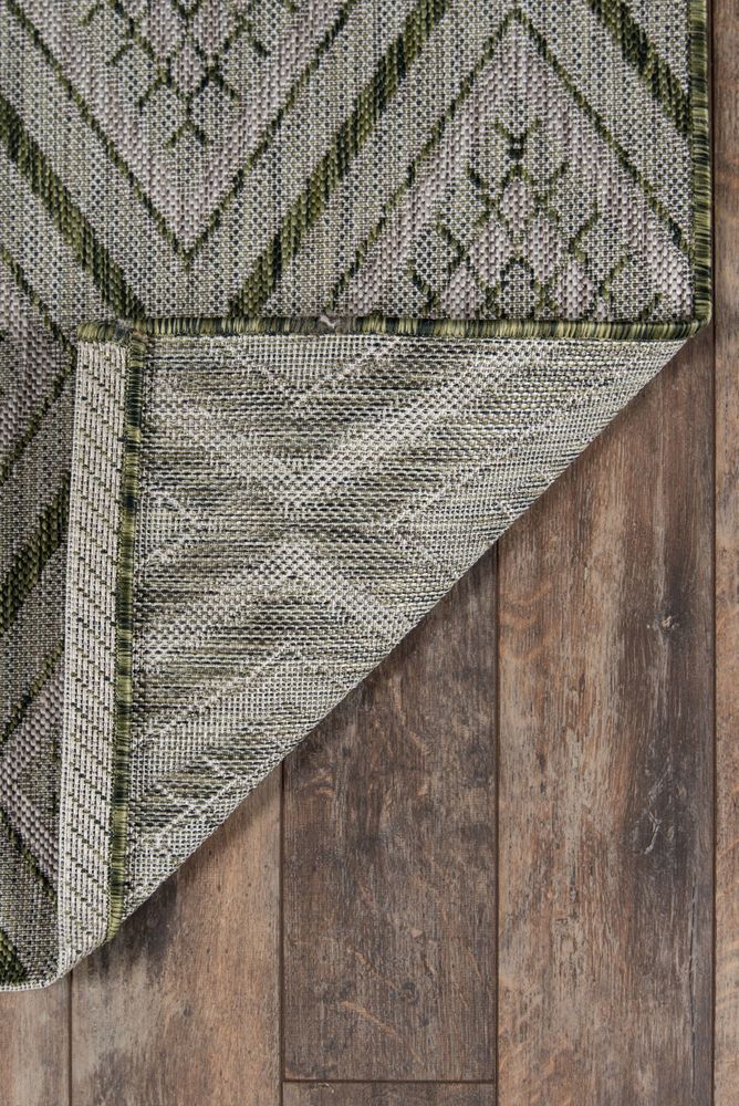 Momeni Lake Palace LAK-1 Power Loomed Polypropylene Rug from the ...